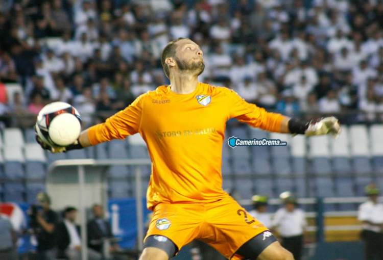 Kevin Moscoso, a la espera de un nuevo equipo - CamerinoCrema.com